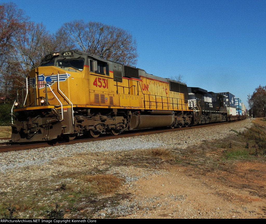 NS train #221 (Intermodal) (Charlotte, NC - Atlanta, GA) (pic 2)